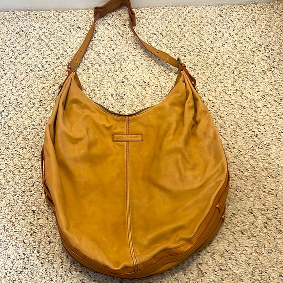 Gaetano Navarro | Bags | Fawn Italian Leather Gaetano Navarro Hobo Bag ...